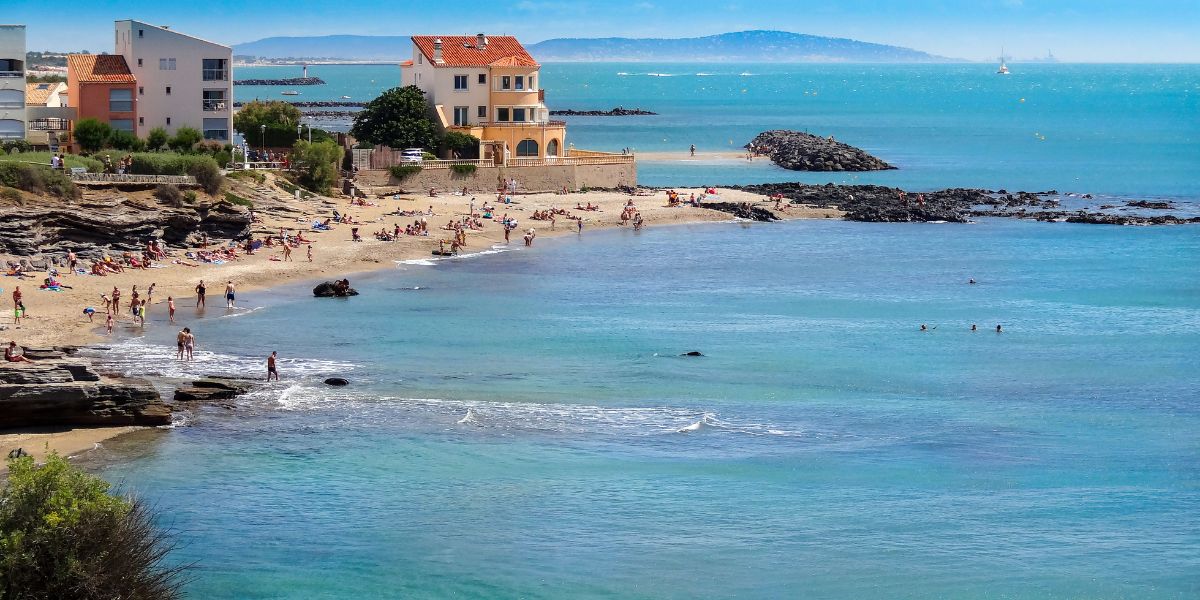 Conheça as 15 melhores praias de nudismo no exterior e algumas regras!