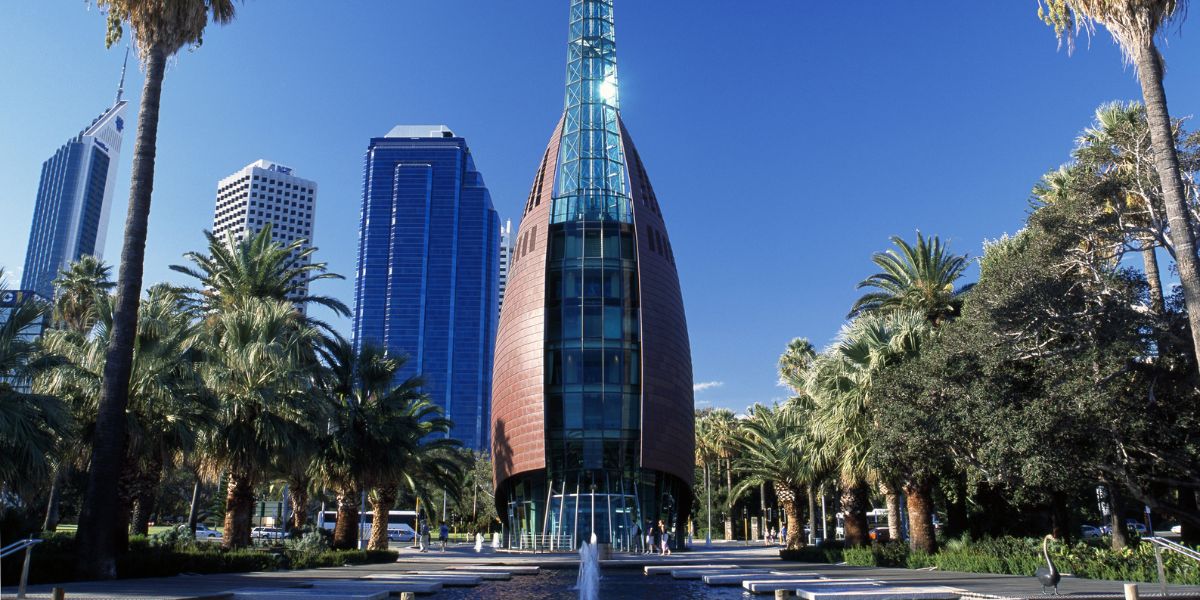 Explore em Perth: Praias deslumbrantes, arranha-céus e parques arborizados